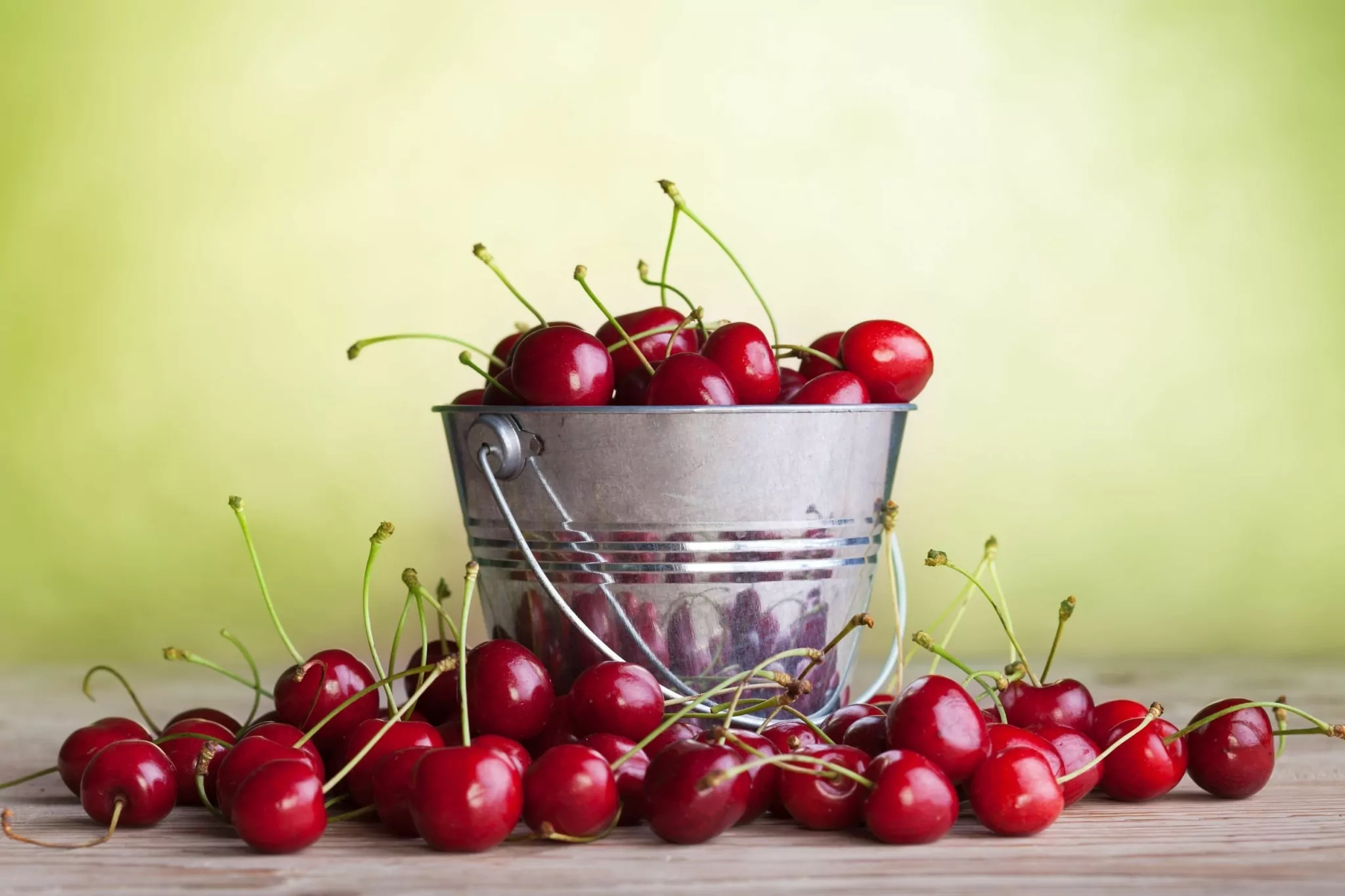 10 Amazing Reasons to Eat Cherries Womanitely
