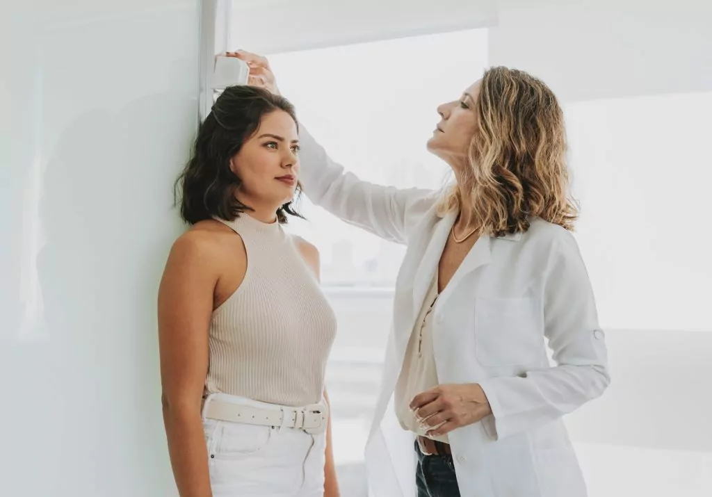 10 Benefits of Being Tall